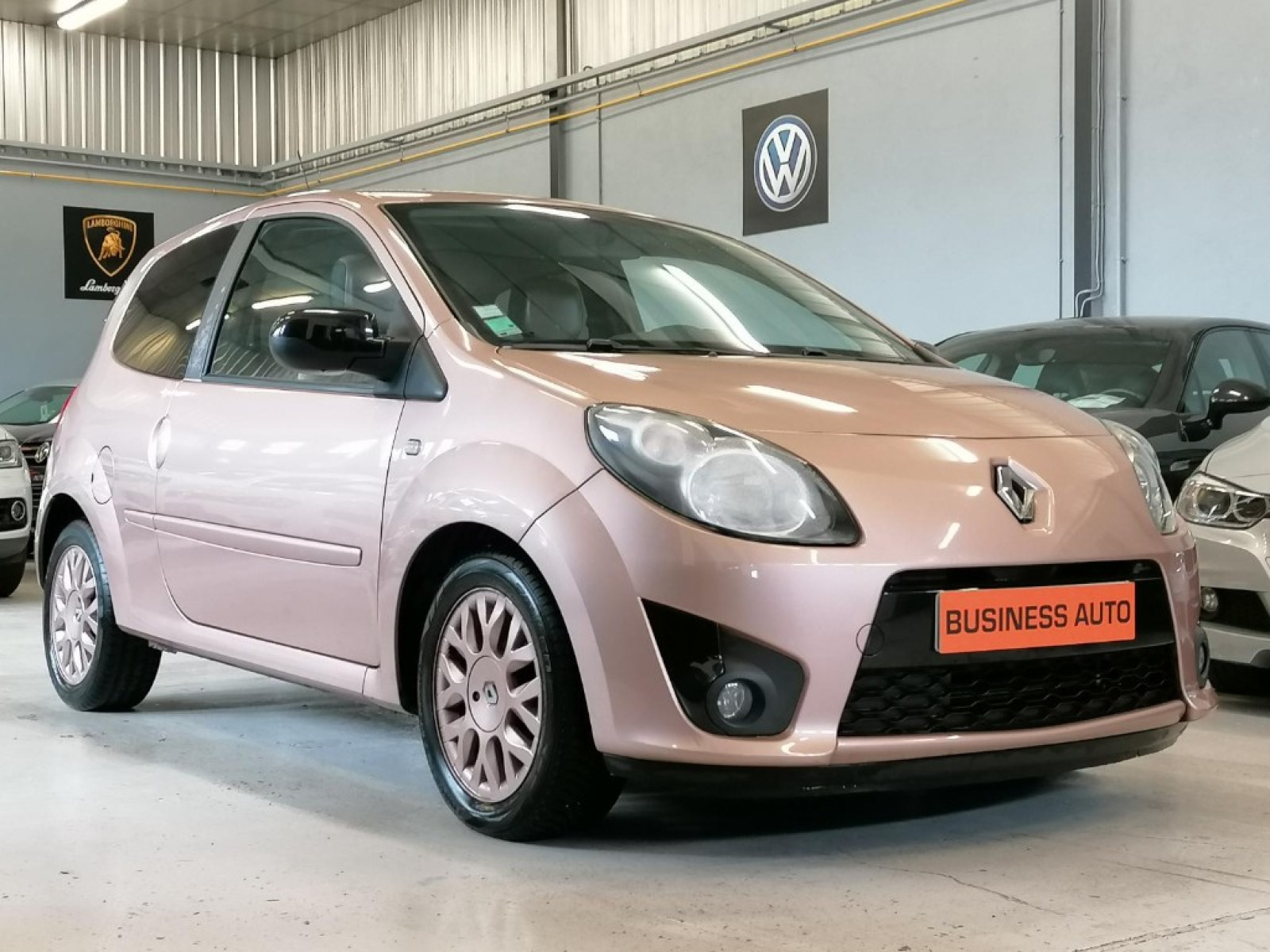 RENAULT TWINGO II 1.2 LEV 75 Miss Sixty 28000 km | BUSINESS AUTO